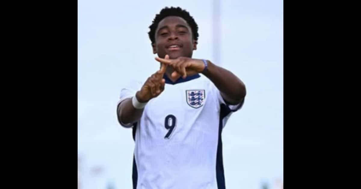 Chizaram Ezenwata Stars in Chelsea U17s Victory, Showcasing Bright ...