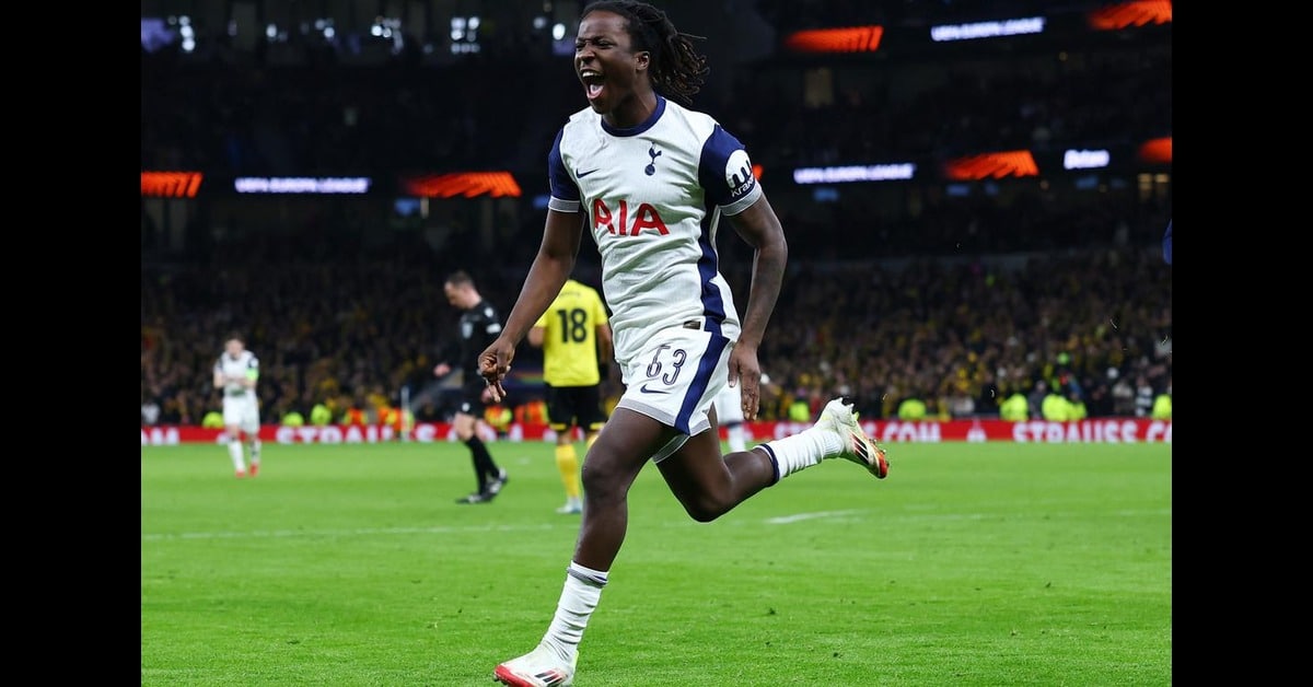 Teenage Nigerian Forward Ajayi Scores on Senior Tottenham Debut ...